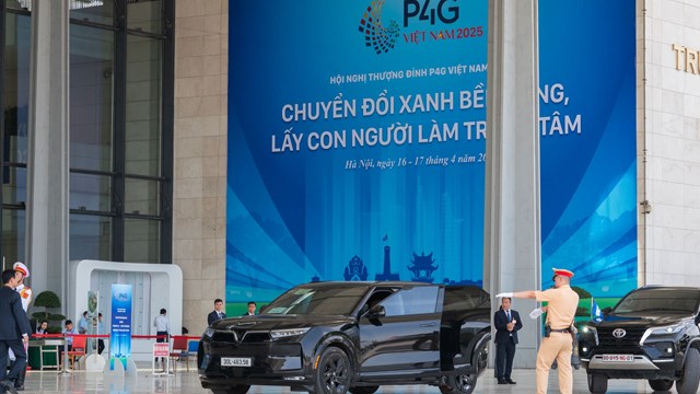 Dàn xe VinFast gây ấn tượng với đại biểu quốc tế tại Hội nghị Thượng đỉnh P4G